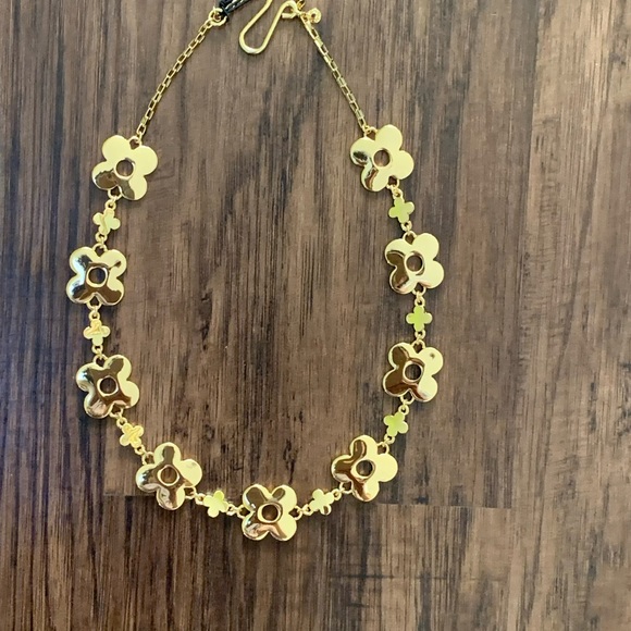 Ann Taylor | Jewelry | Ann Taylor Clover Statement Necklace | Poshmark